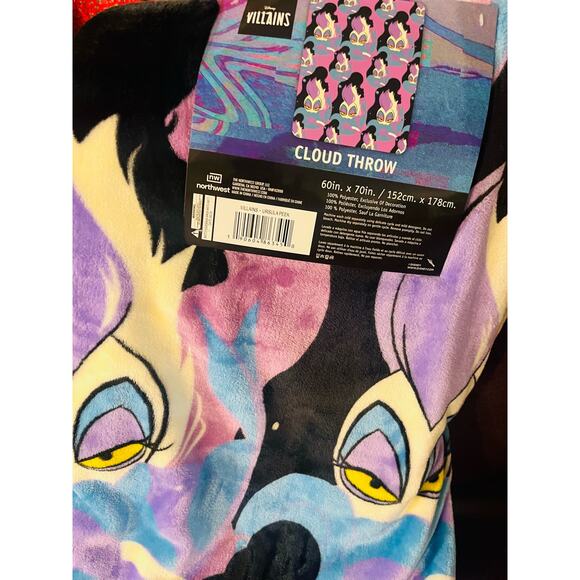Disney | Bedding | Villains Ursula Vibrant Color Throw 6 X 70 Cloud ...